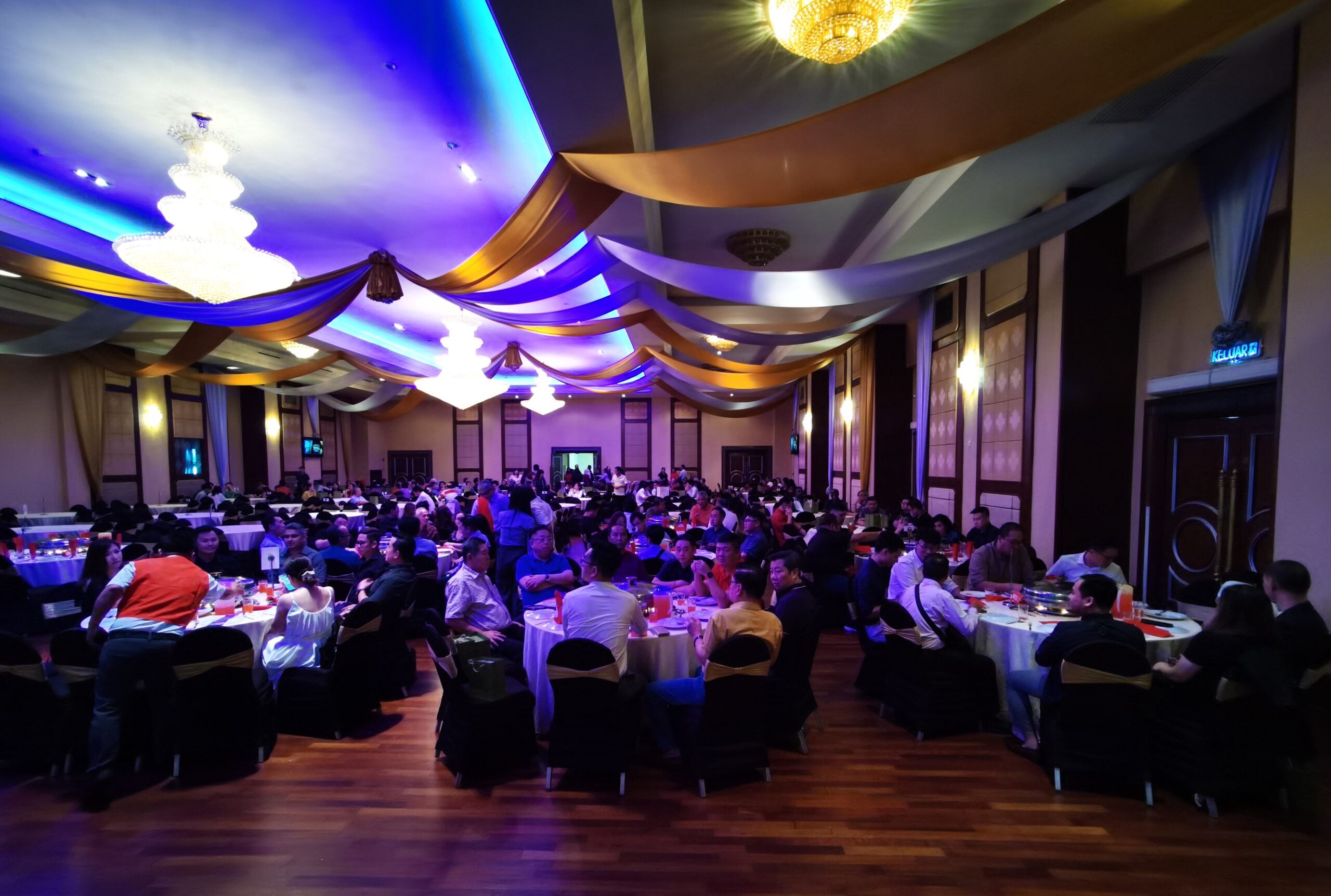 YLI Celebrates 31st Anniversary with Grand Annual Dinner - YLI Industry